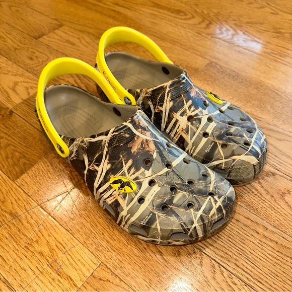 CROCS | Shoes | Mens Camo Duck Commander Crocs | Poshmark